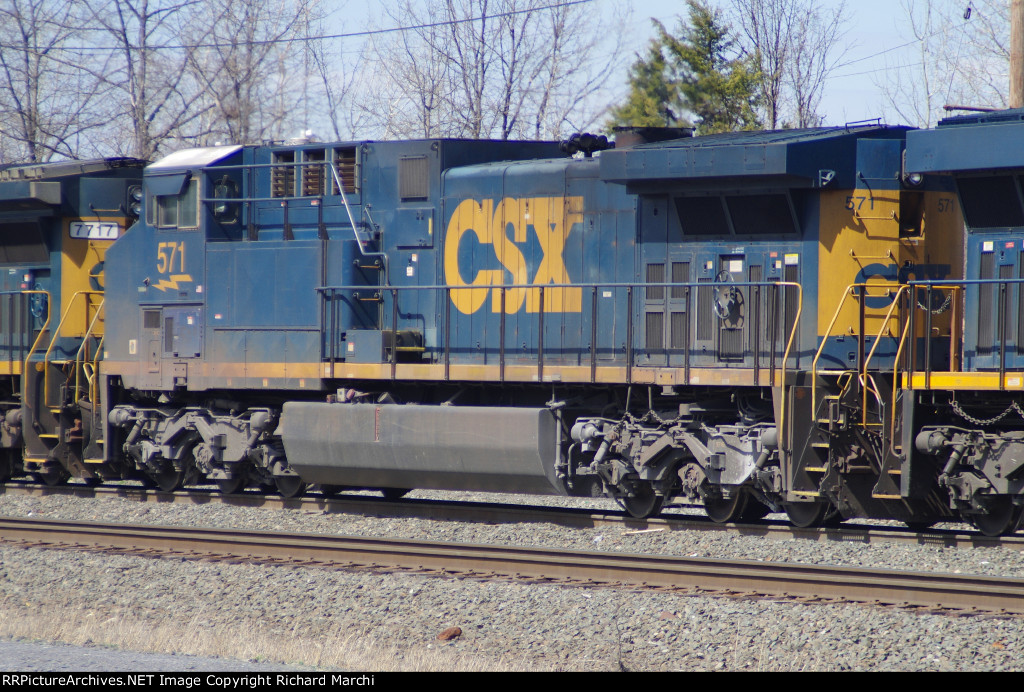 CSX 571
